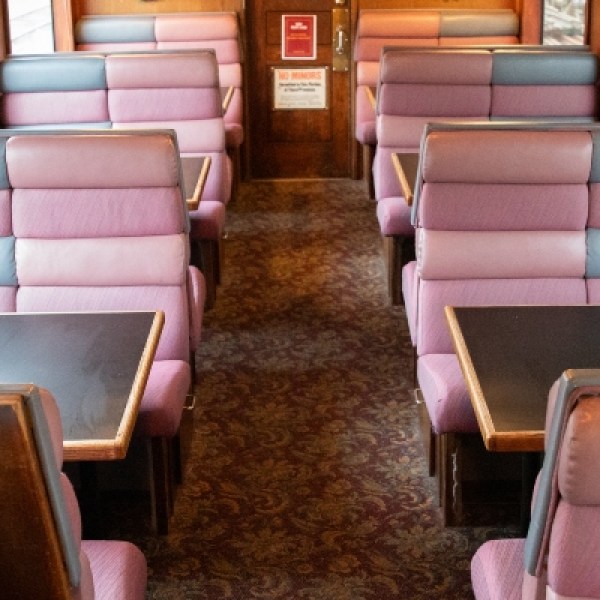 Scenic Train Rides in Hood River | The Fruit Company Tours